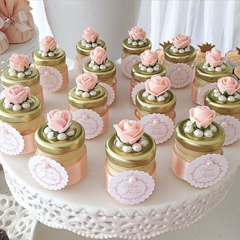 20 Idea Cenderahati Menarik Untuk Majlis Perkahwinan