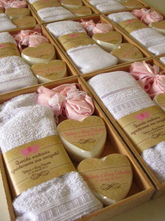 20 Idea Cenderahati Menarik Untuk Majlis Perkahwinan