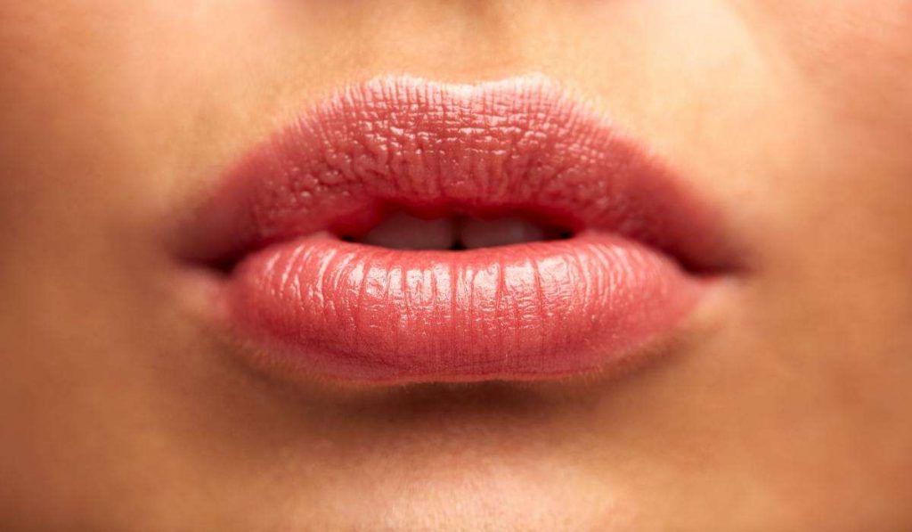 Guna 4 Bahan Ini, Hasilnya Bibir Cantik Kemerahan