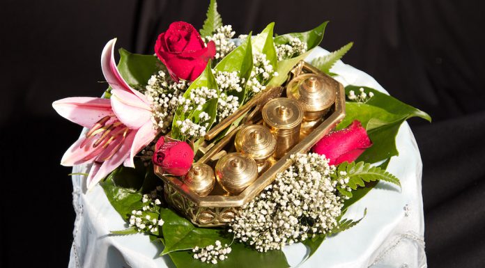 Perlu Ke Merisik Bawa Cincin, Atau Langkau Merisik Terus Sahaja Bertunang?