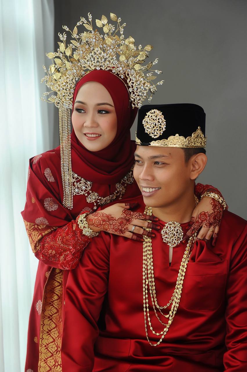 Man Kajang, Raja Songket Busana Kahwin Melayu Tawar Harga Terbaik Buat ...