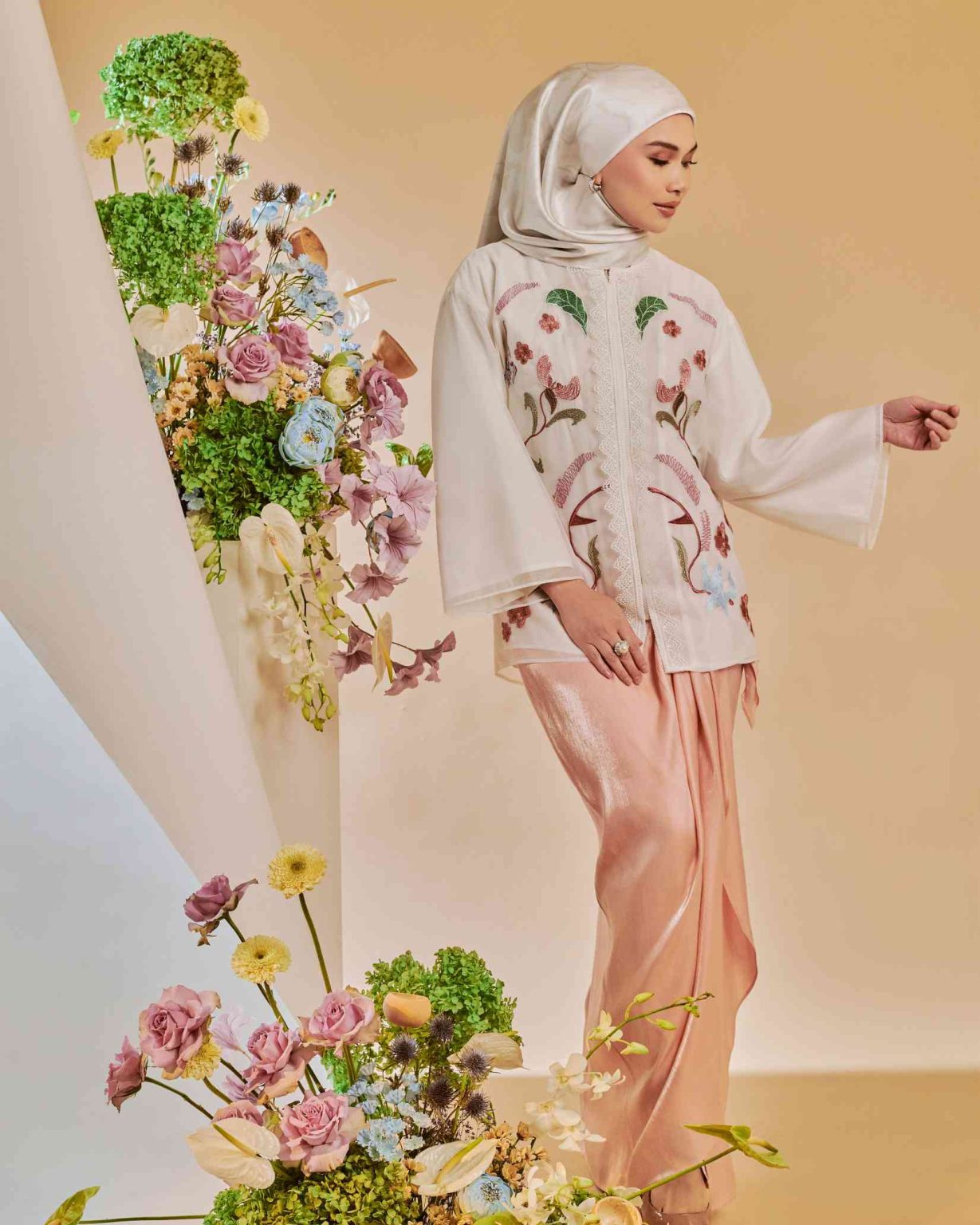 Anzalna Nasir 'Pikat' Pusat Beli Belah Isetan, Jadi ‘Muse’ Koleksi ...